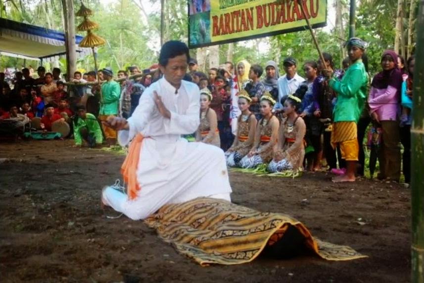 Upacara Adat Baritan, Pacitan ~ Catatan Warnet BMI Pacitan