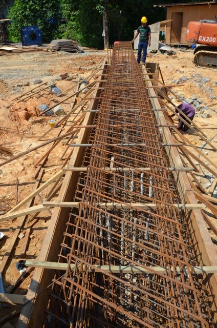 Construction of a new bridge at Dambai, Penampang, Sabah: May 2014