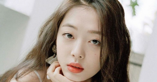 Sulli chosen as a cover model for Korean edition of Playboy