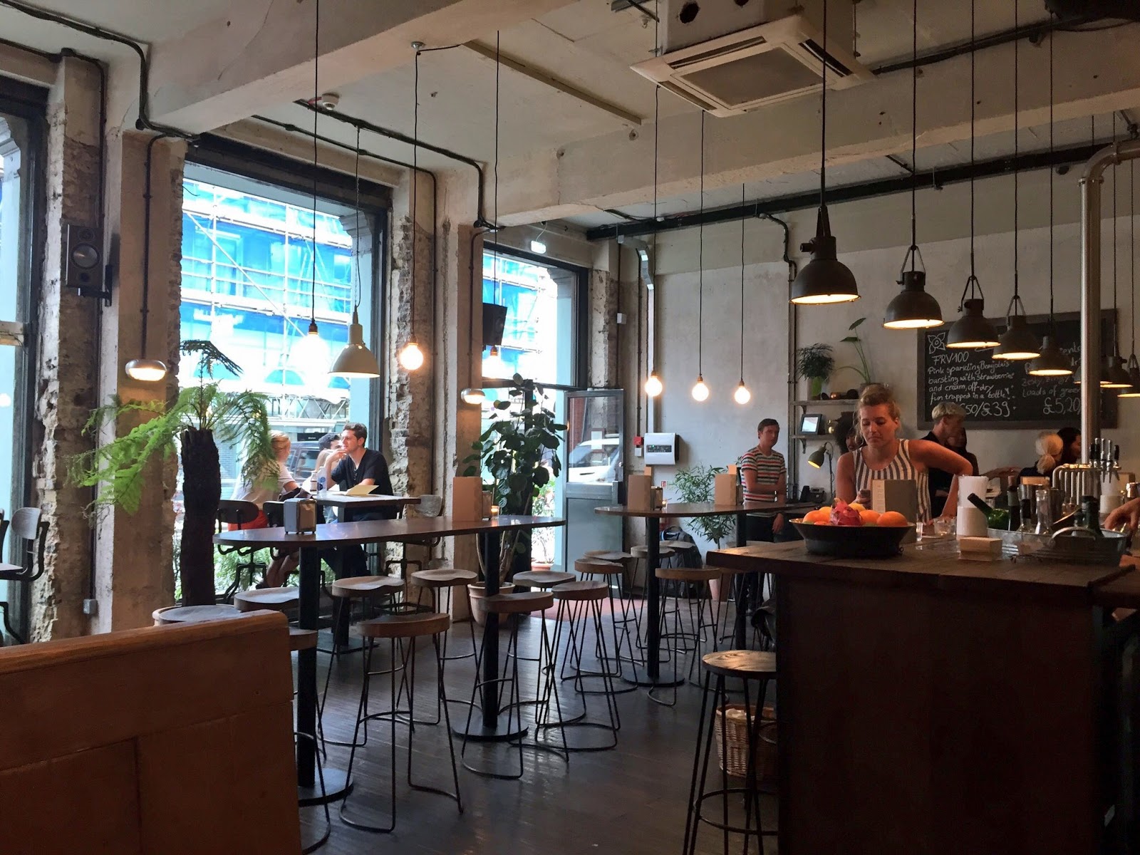 Double Skinny Macchiato: At Som Saa, East Meets East London