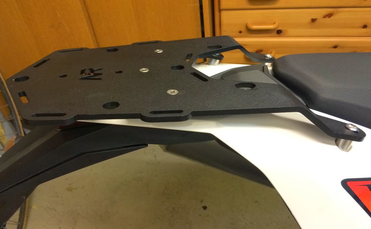 project KTM 690 Enduro R: Nomadic rear rack installation on KTM 690 ...