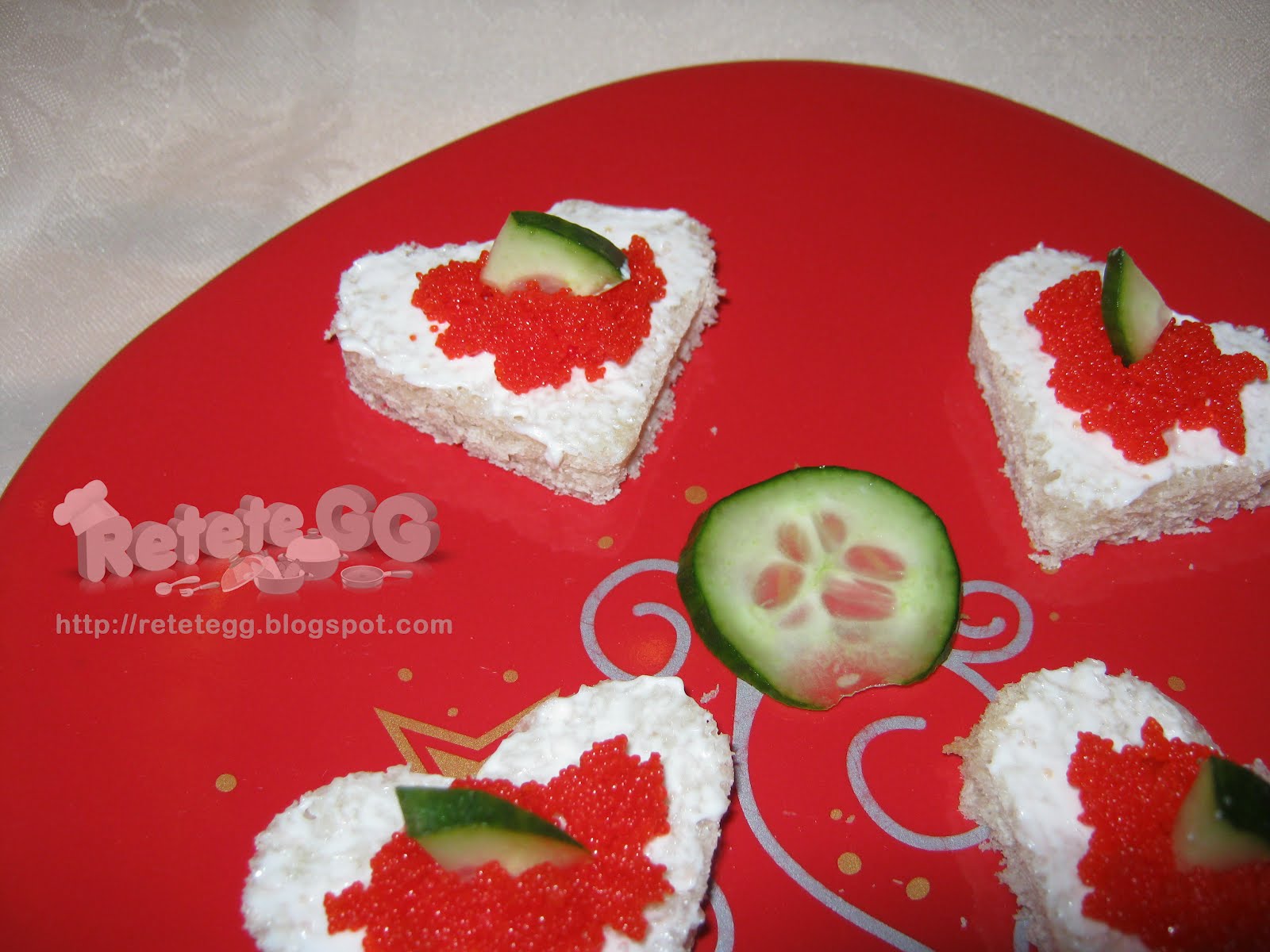 Retete gustoase si garnisite: Tartine cu icre rosii