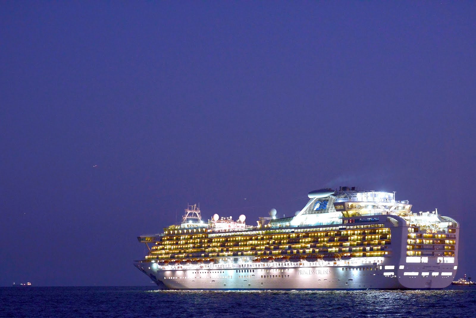 クルーズ客船 ジャーナル, http//cruises-journal.blogspot.com