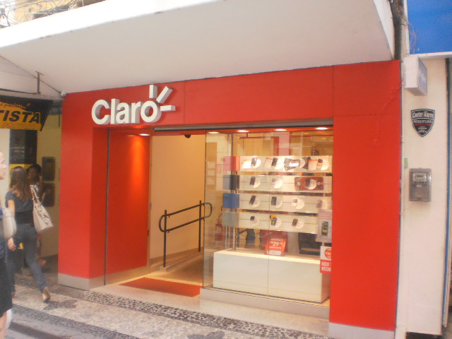 A operadora Claro poderia ser mais clara com seus clientes.