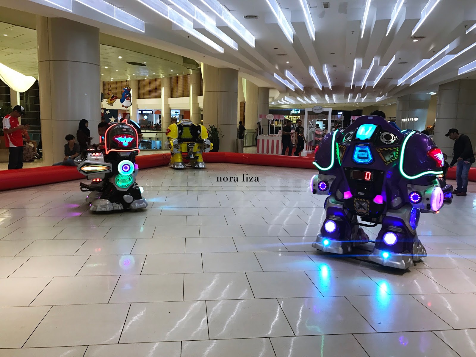 Robot Ride in IOI City Mall, Putrajaya - Nora.Liza