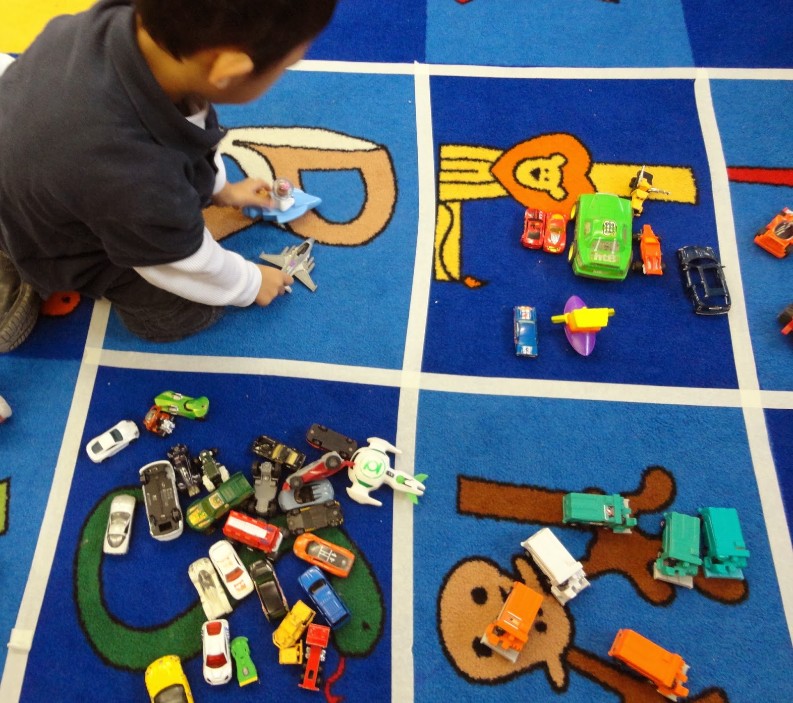 I LEARNED IT IN KINDERGARTEN!: Racing Cars