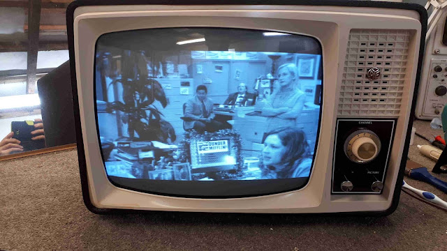 NZ Vintage Television: Pye T25Y 16" Portable TV - Updated 24/5/2019