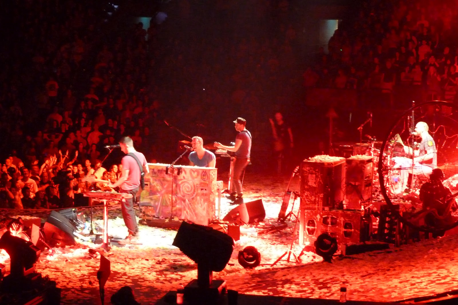 Music Blog, Live Reports, Playlists & more...: Coldplay @ Boston TD ...