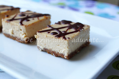 De prin lume adunate...: Patratele de cheesecake cu dulce de leche ...