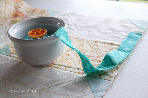 Little Lady Patchwork: TAME YOUR BINDING {TIPS TO REMEMBER}