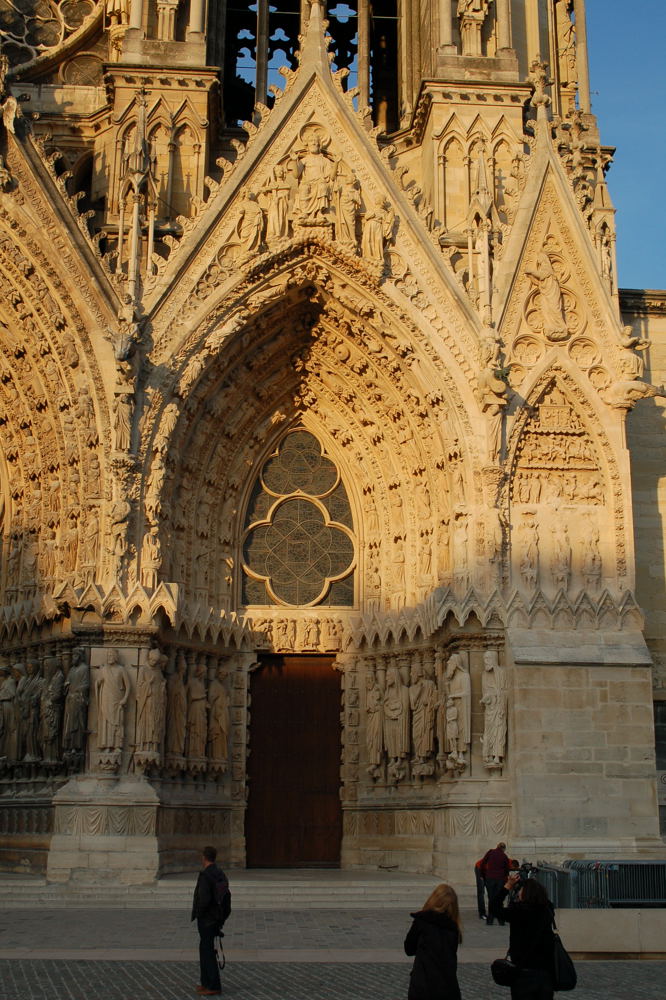 A Glossary of Romanesque Architecture: Gâble (wimperg)