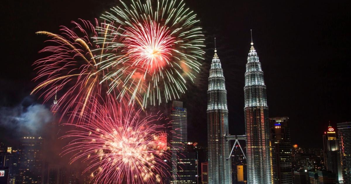 Selamat Menyambut Kemerdekaan Ke-61 | Asyiqin Roslee