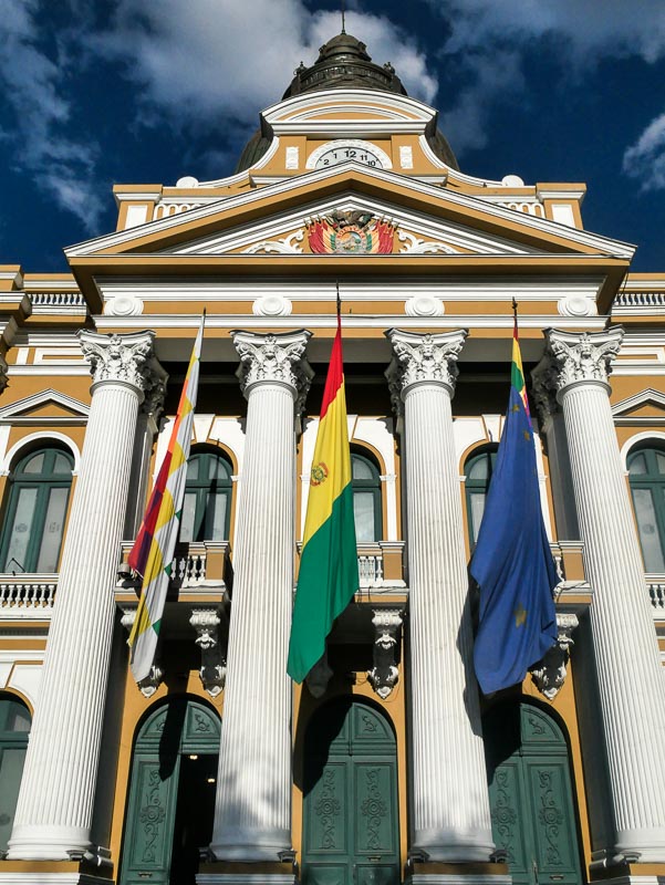 Victor Bloomfield Photo: Bolivia: Government Buildings in La Paz