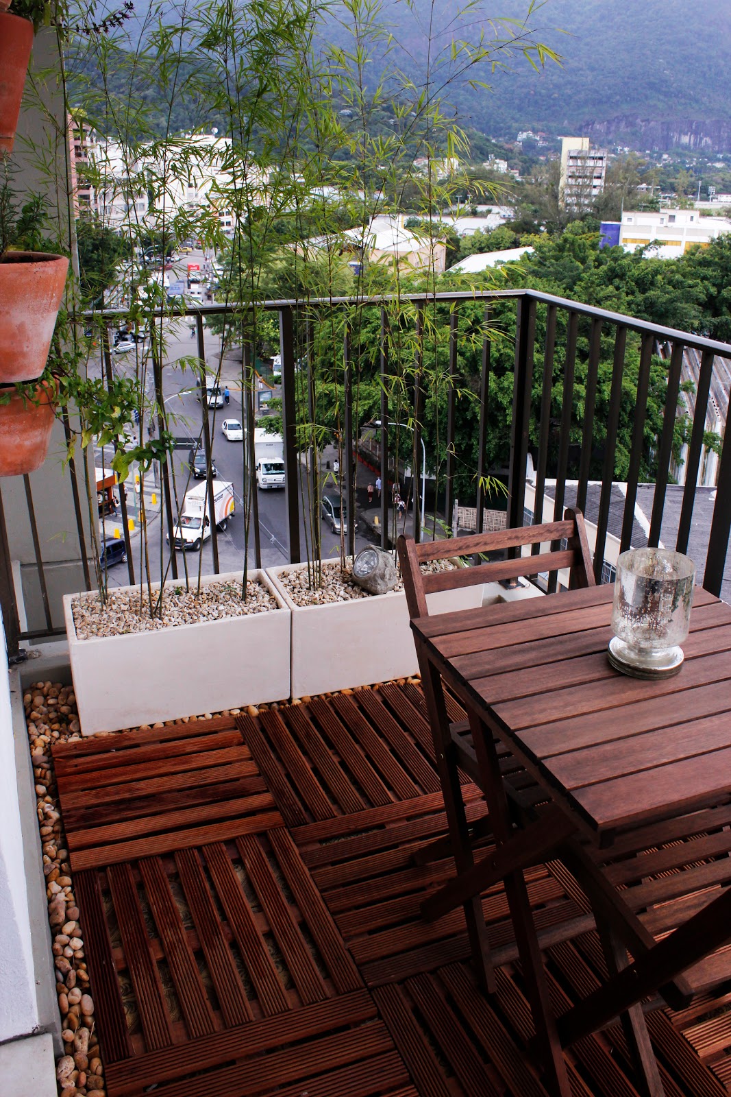 VIVIANE MENESCAL: Varanda Prática e Fácil