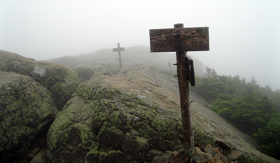 Hiking in the White Mountains: Pemi Loop: Half Run / Half Hike