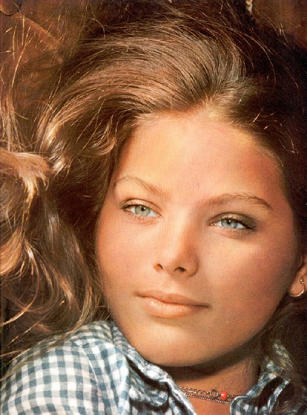 FOTONOVELAS / FOTOROMANZI: FRANCESCA ROMANA RIVELLI ( ORNELLA MUTI)