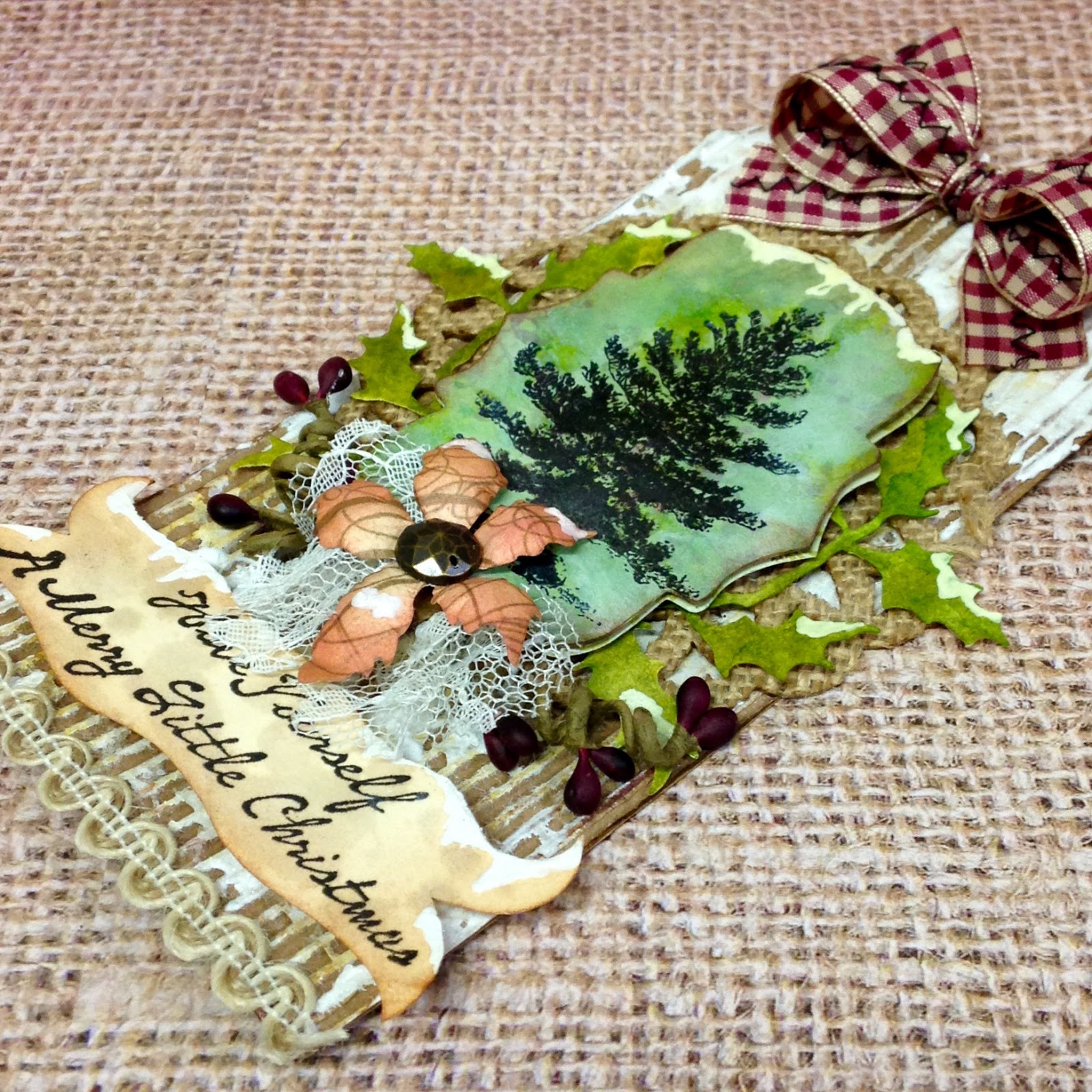 SewPaperPaint: Nostalgic Christmas Tree Mixed Media Tag