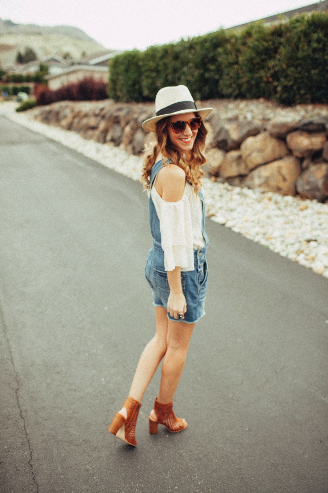 Who Wears Shortalls? - Twenties Girl Style