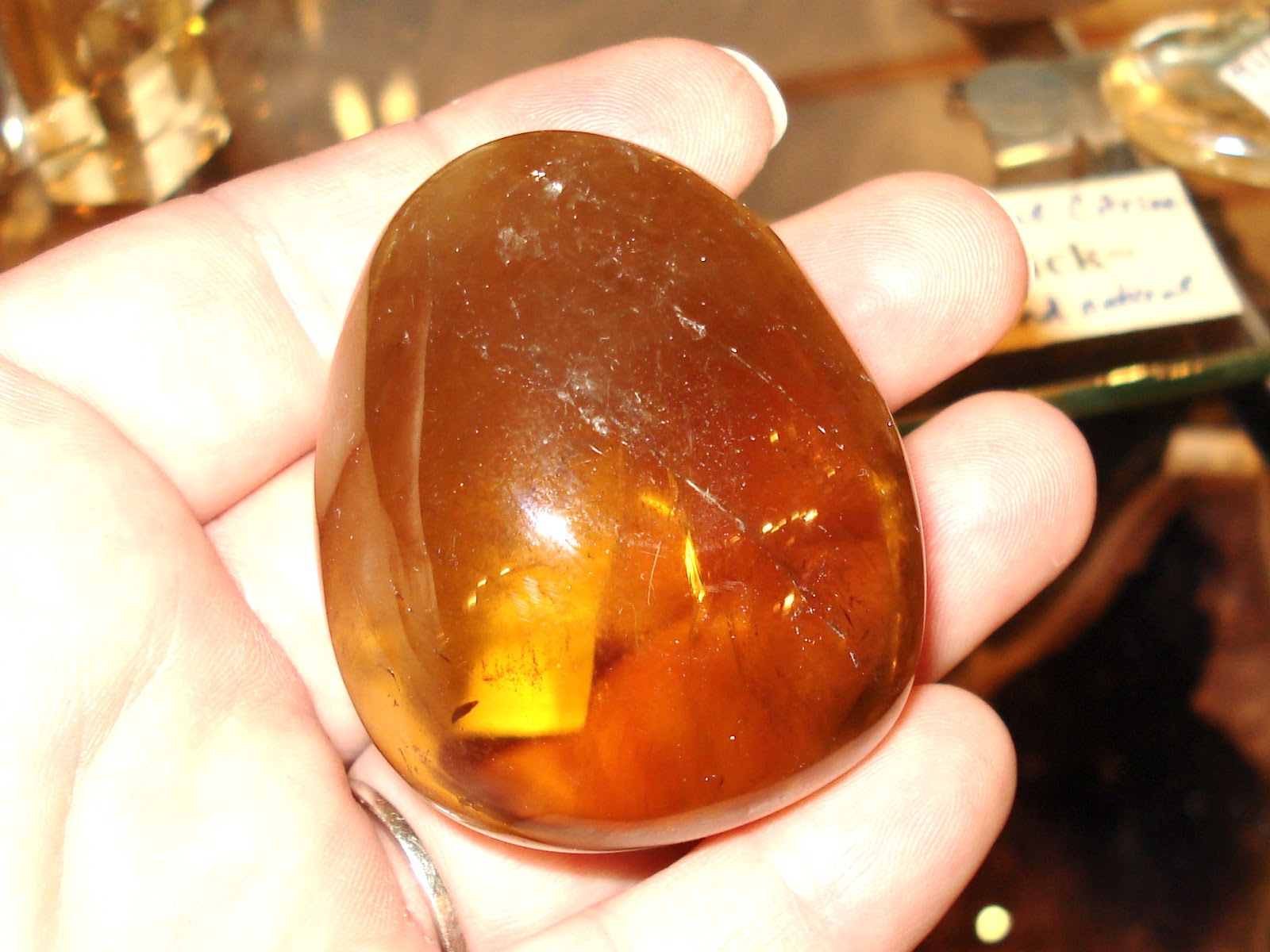 Am I a Golden Smoky or Smoky Citrine? *scratches head*