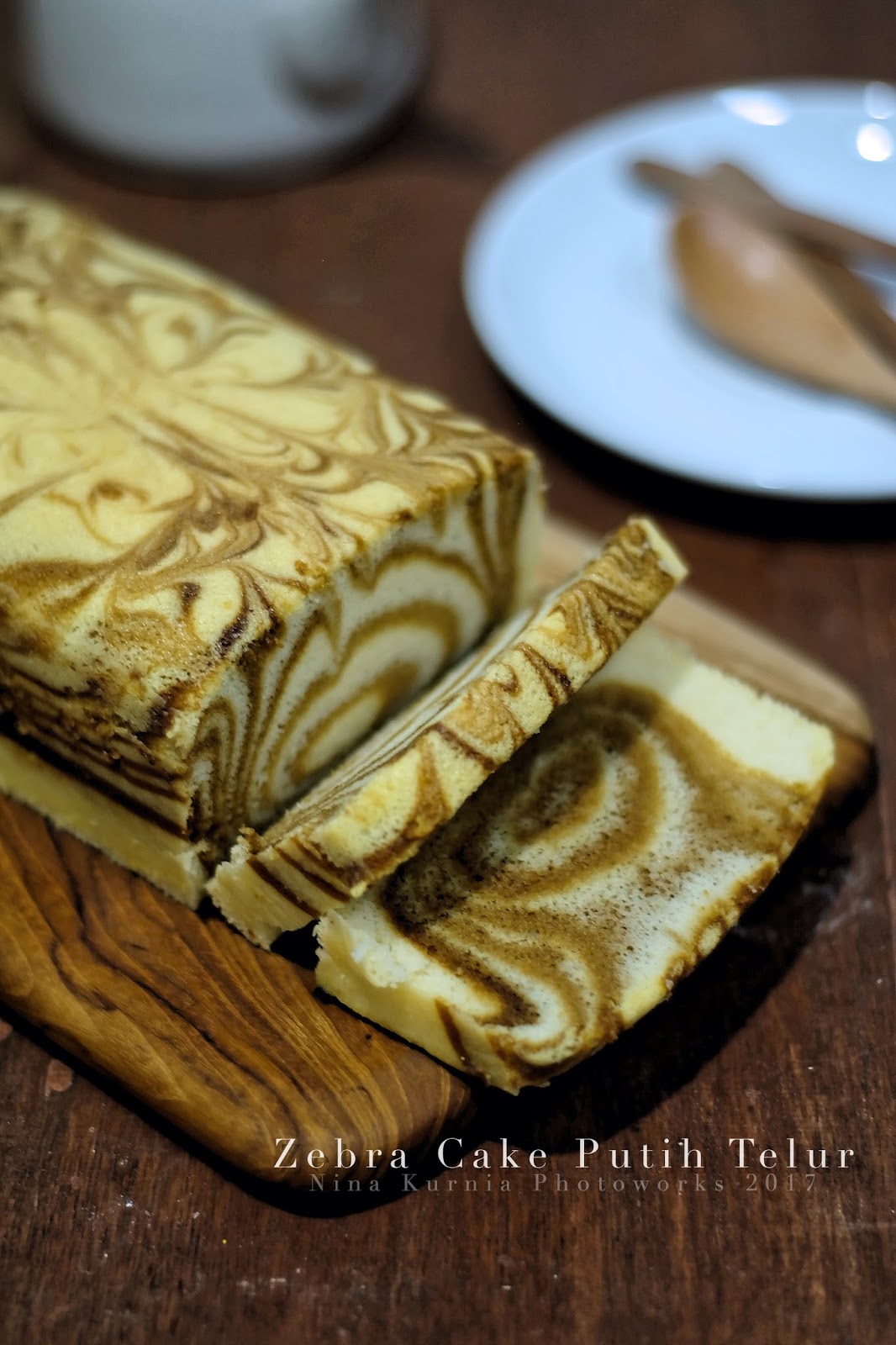 Creamy and Me: Zebra Cake Putih Telur