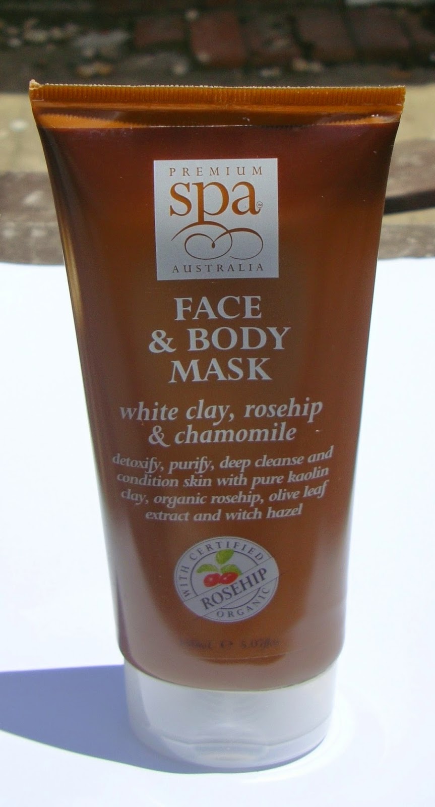 little white truths: Premium Spa Face & Body Mask - review