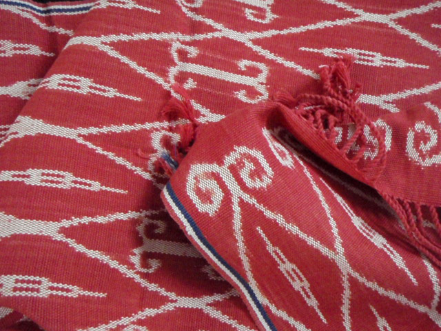 MOTIF KAIN TENUN ALOR NTT - MARICA DESA KAYANG ALOR NTT