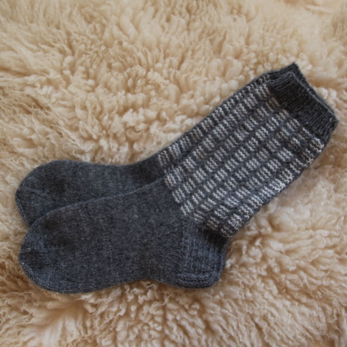 House of Handmade: Handmade wool socks for men
