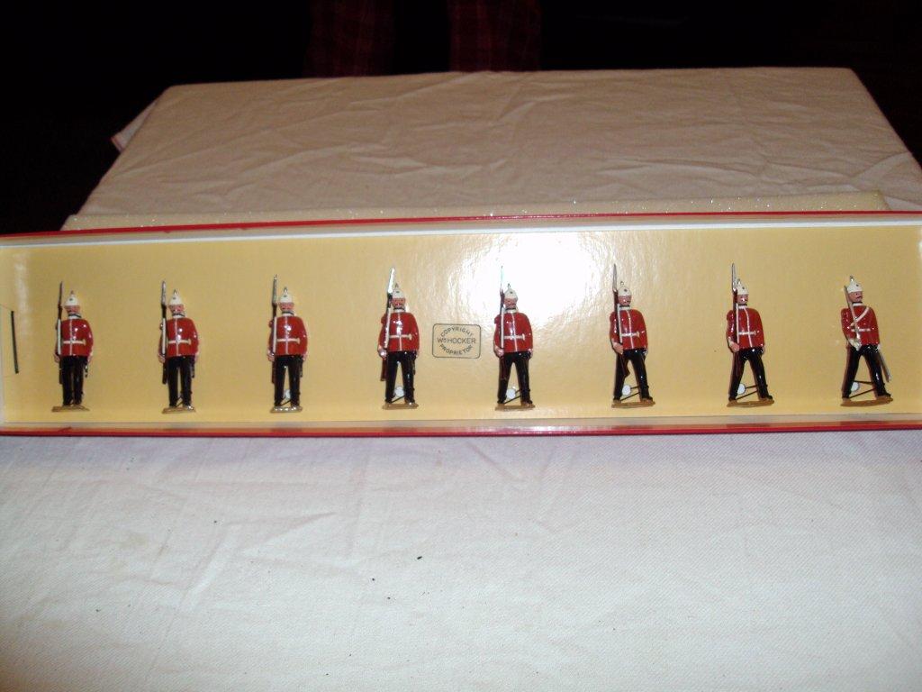 Airwiggy's Toy Soldier Collection. Old/New. Gloss/Matt.: Wm Hocker. 220 ...