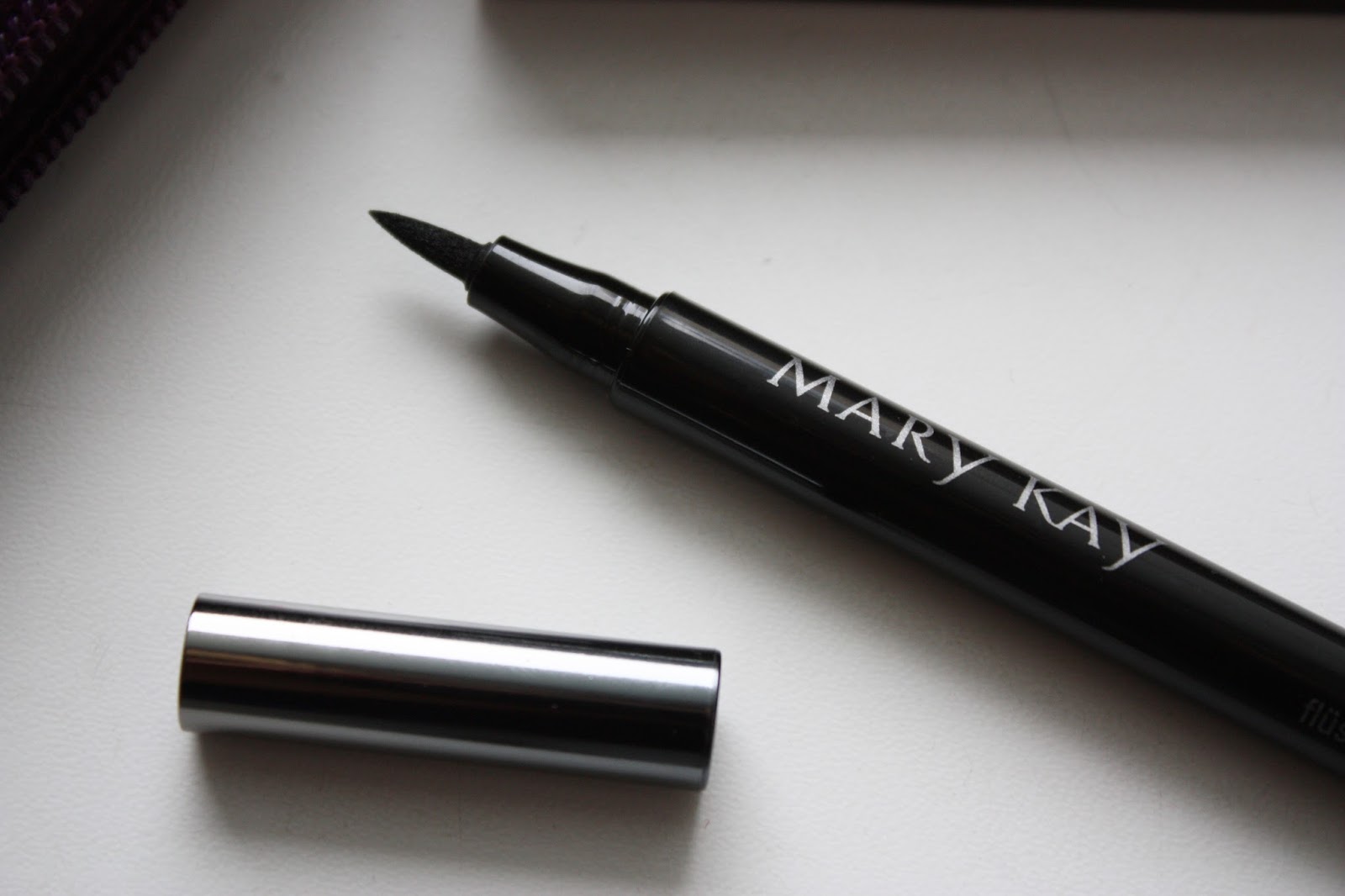 Mary Kay - Liquid eyeliner pen. Подводка-карандаш.