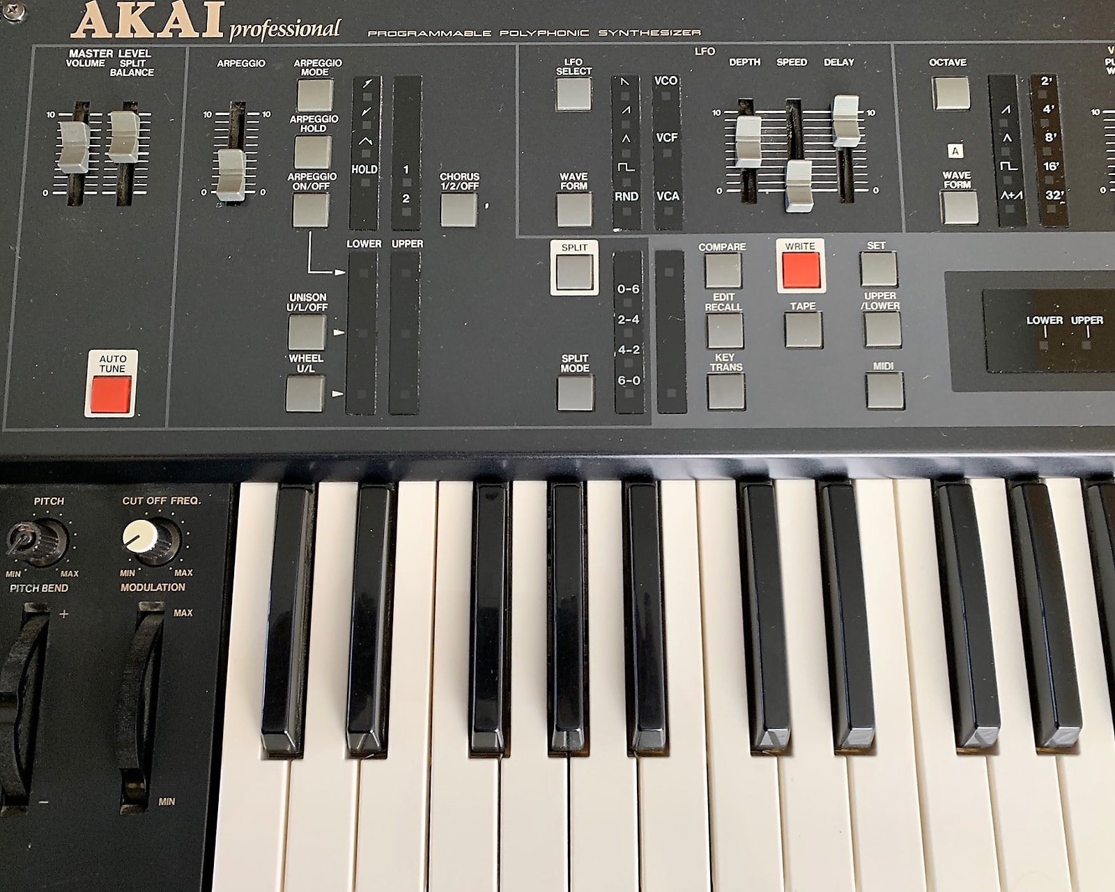 MATRIXSYNTH: Akai AX60 Professional Polyphonic Synthesizer w/ Original Box