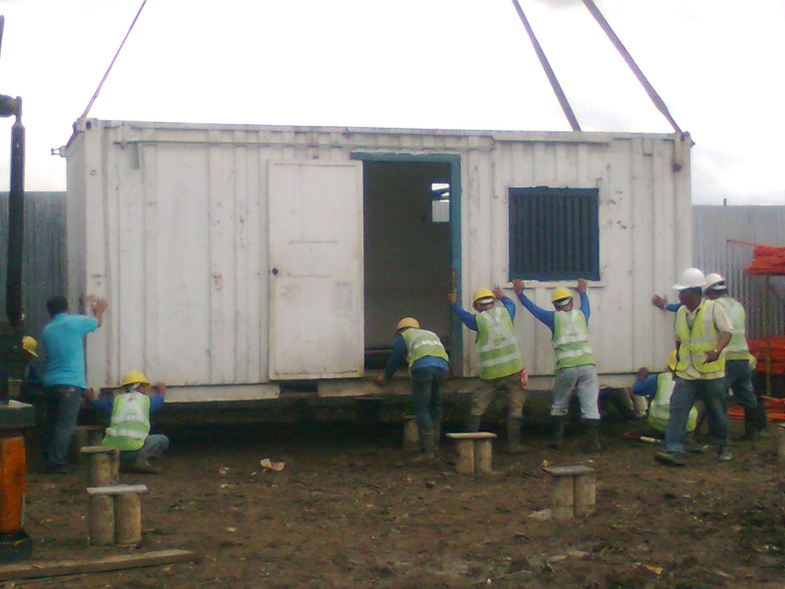 BUILDER'S JOURNAL: HEAVY EQUIPMENT IN CONSTRUCTION - MAKING OUR WORK ...