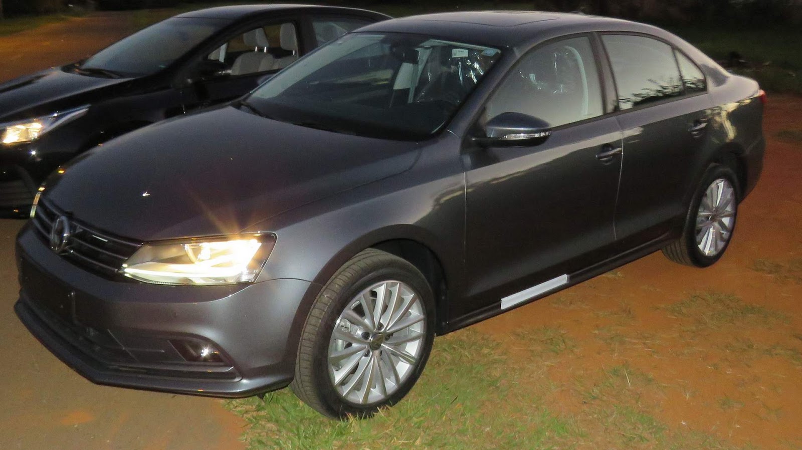 Volkswagen Jetta 2017 é vendido com taxa zero em maio