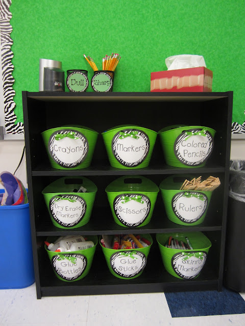 The Creative Chalkboard: Classroom Tour Pictures Galore!