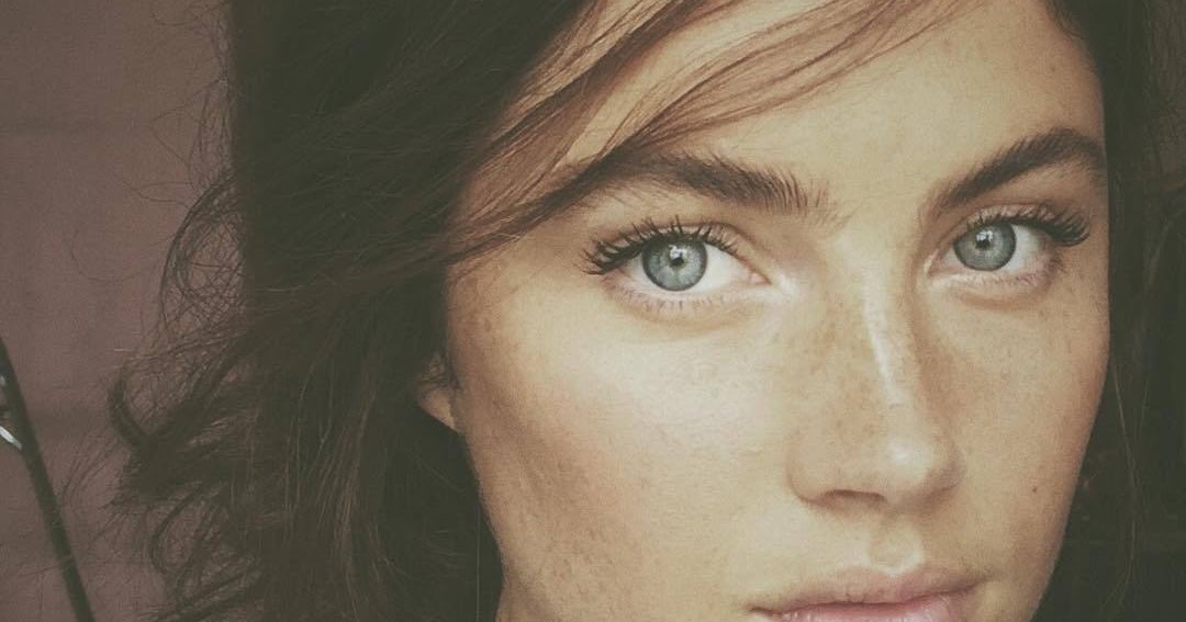 daily timewaster: Subtle freckles are good too.