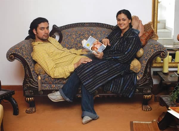 Actress Simran Bagga Family Photos