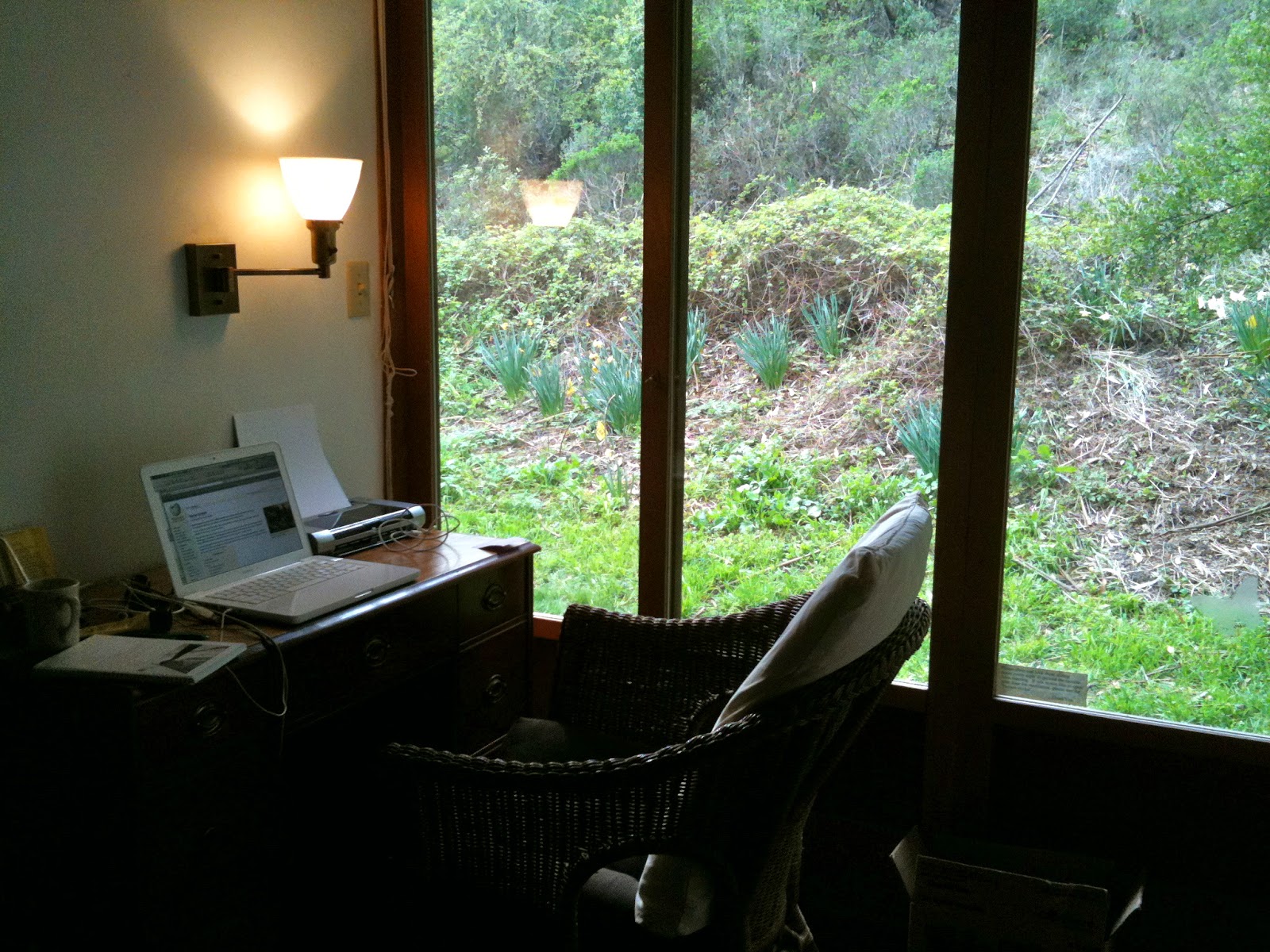 WORLD OF COLOR: 5 REASONS WHY EVERY WRITER SHOULD GO ON A WRITING RETREAT