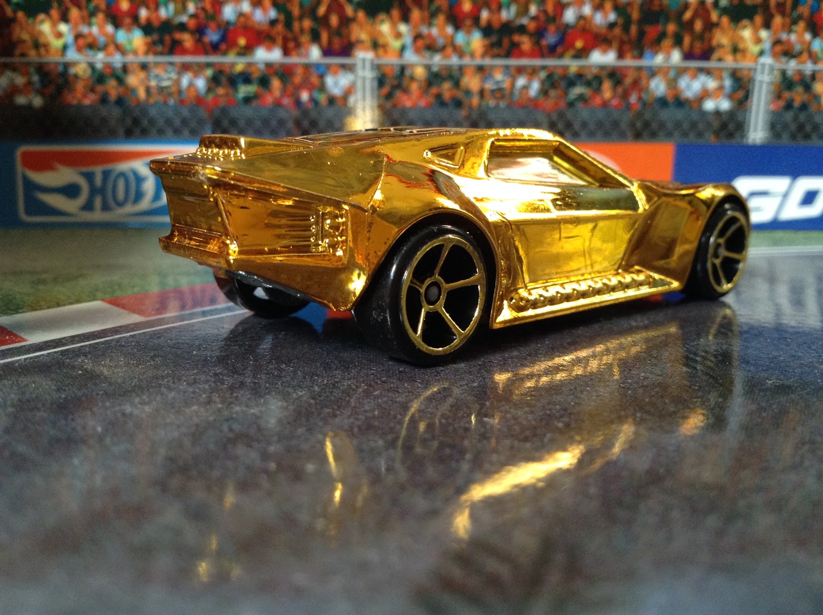 JULIAN'S HOT WHEELS BLOG: Bullet Proof (Gold Exclusive! - 2016 Europe ...
