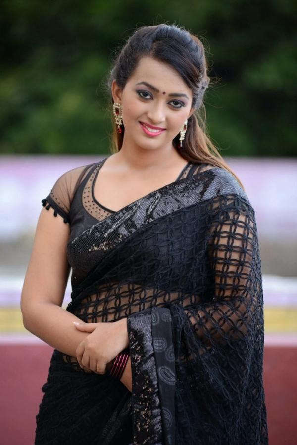 Ester Noronha Wiki, Hd Images, Boyfriend, Affairs,Today Updates ...
