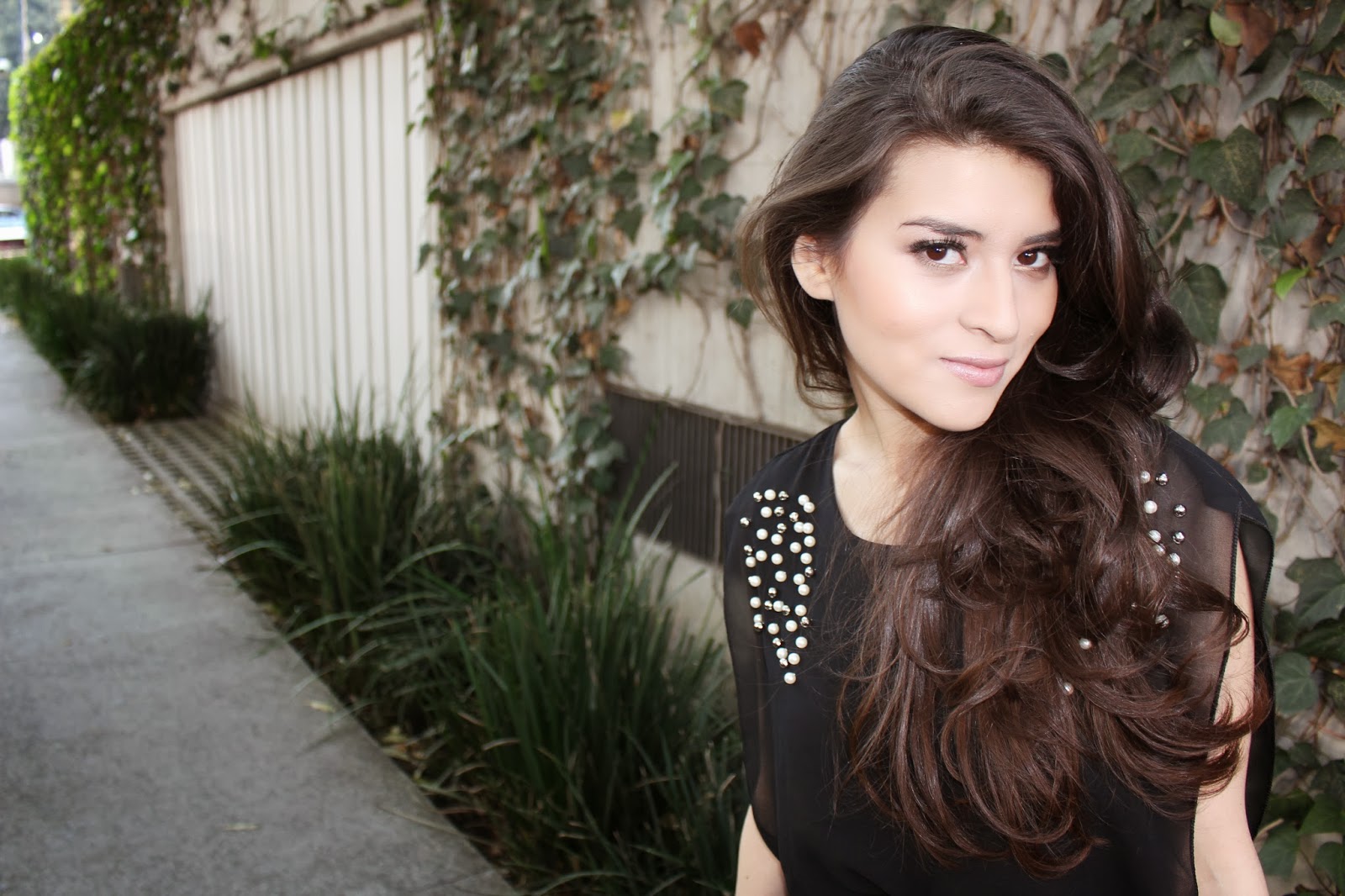 CLASSY BLACK DRESS | Fashion-Riot