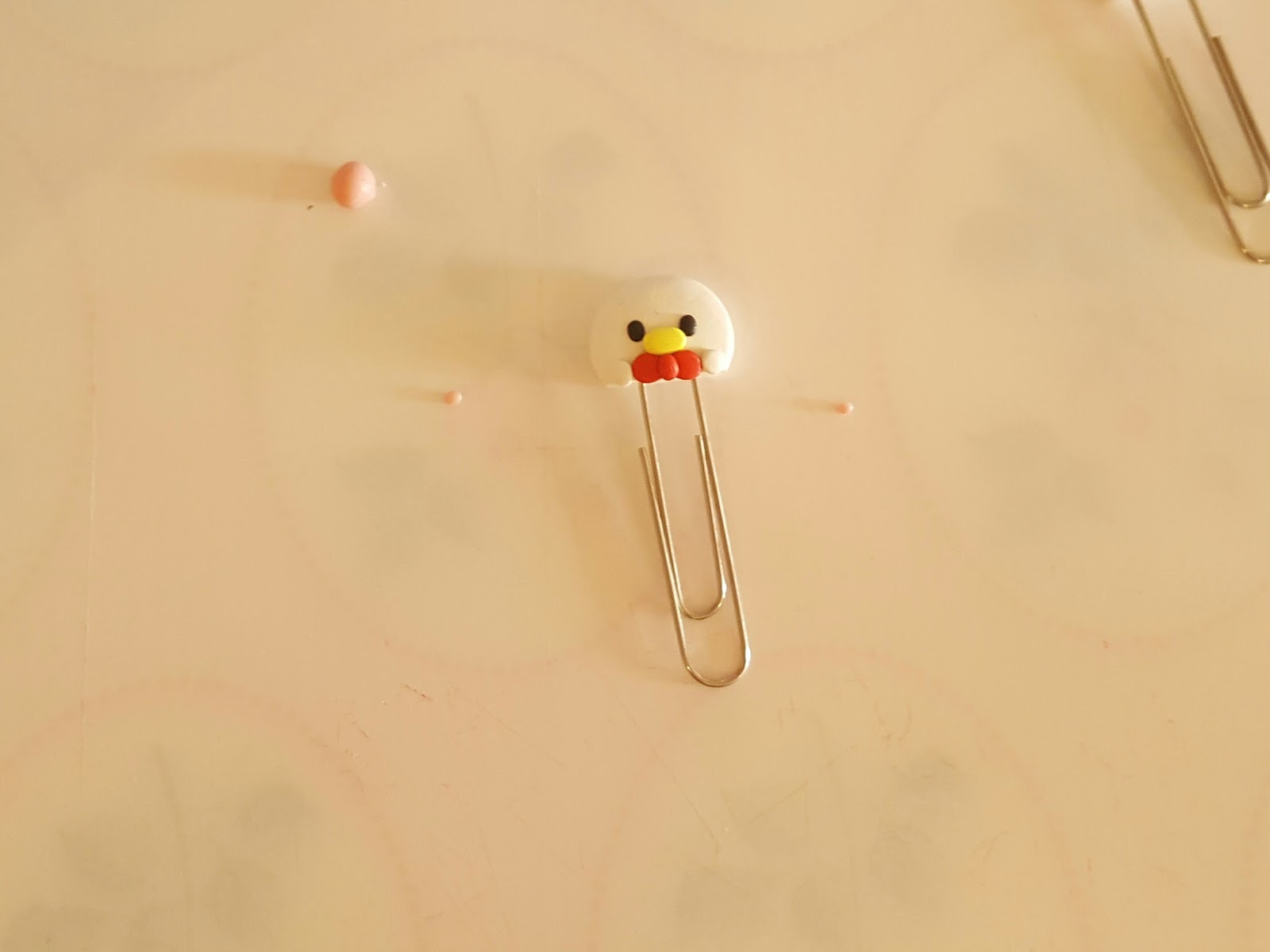 Dodo Charms: Donald duck paper clip charm with polymer clay