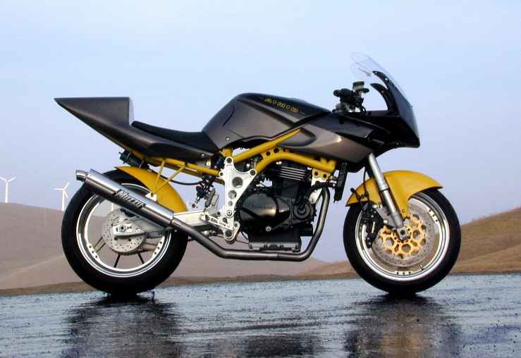 OddBike: Yamaha A-N-D FFE 350 - Forkless Two-Smoker