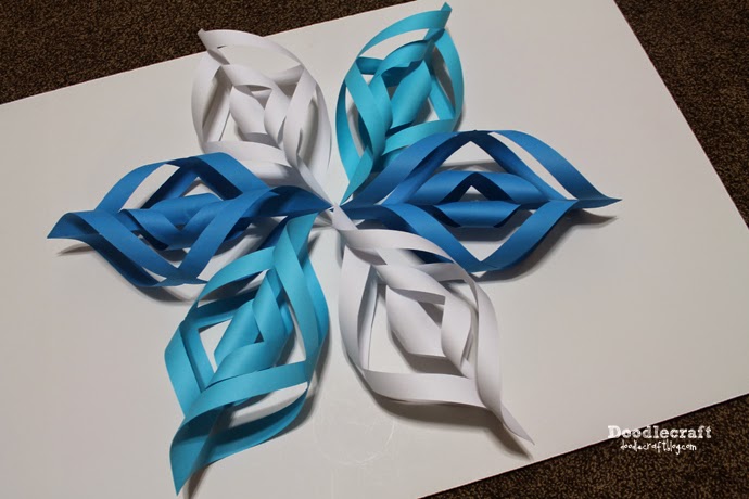 Deck the Halls with Paper! 3D Snowflakes and Paper chains!