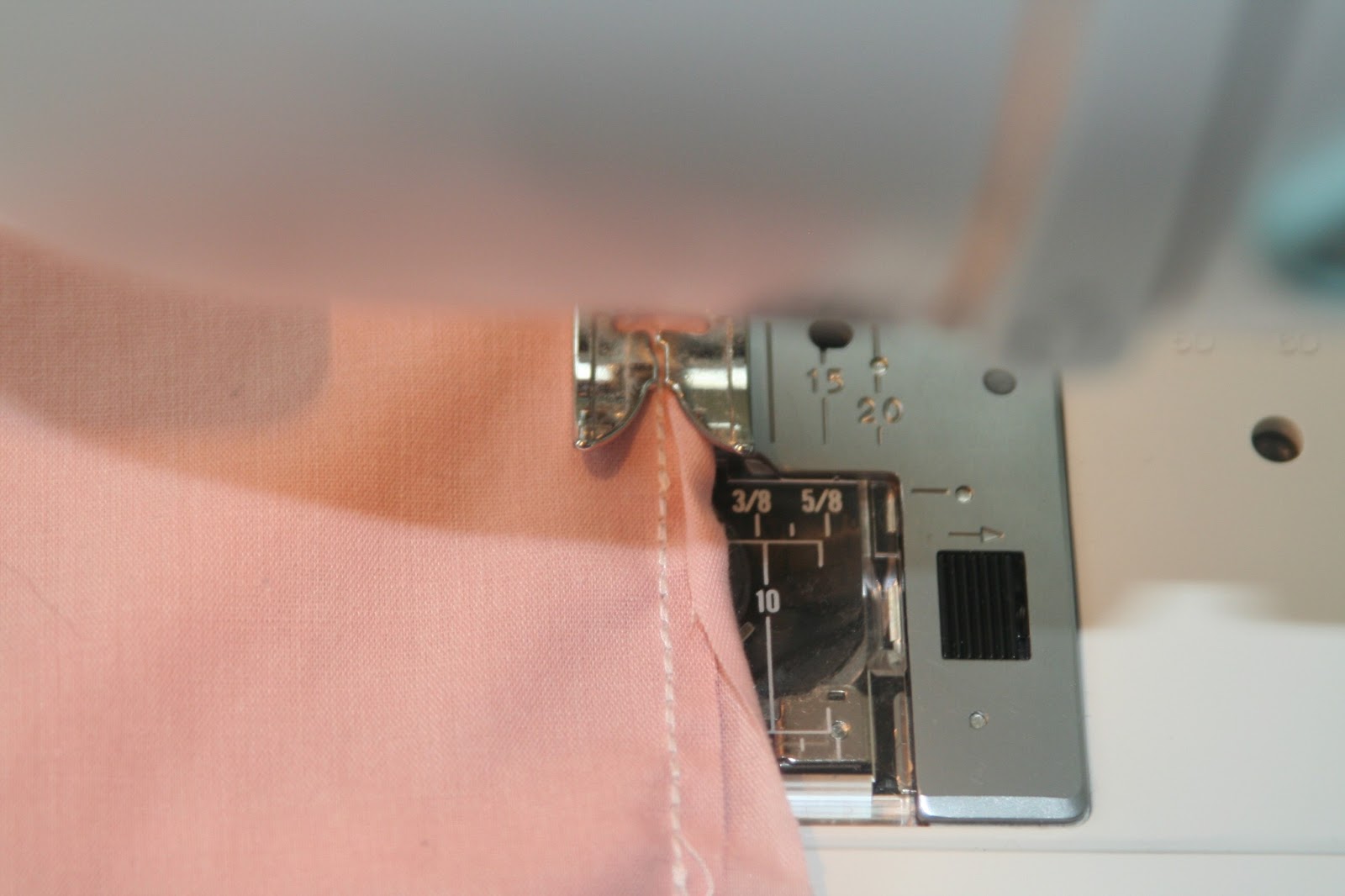 Daisies for Jill: Pillowcase Pants Tutorial