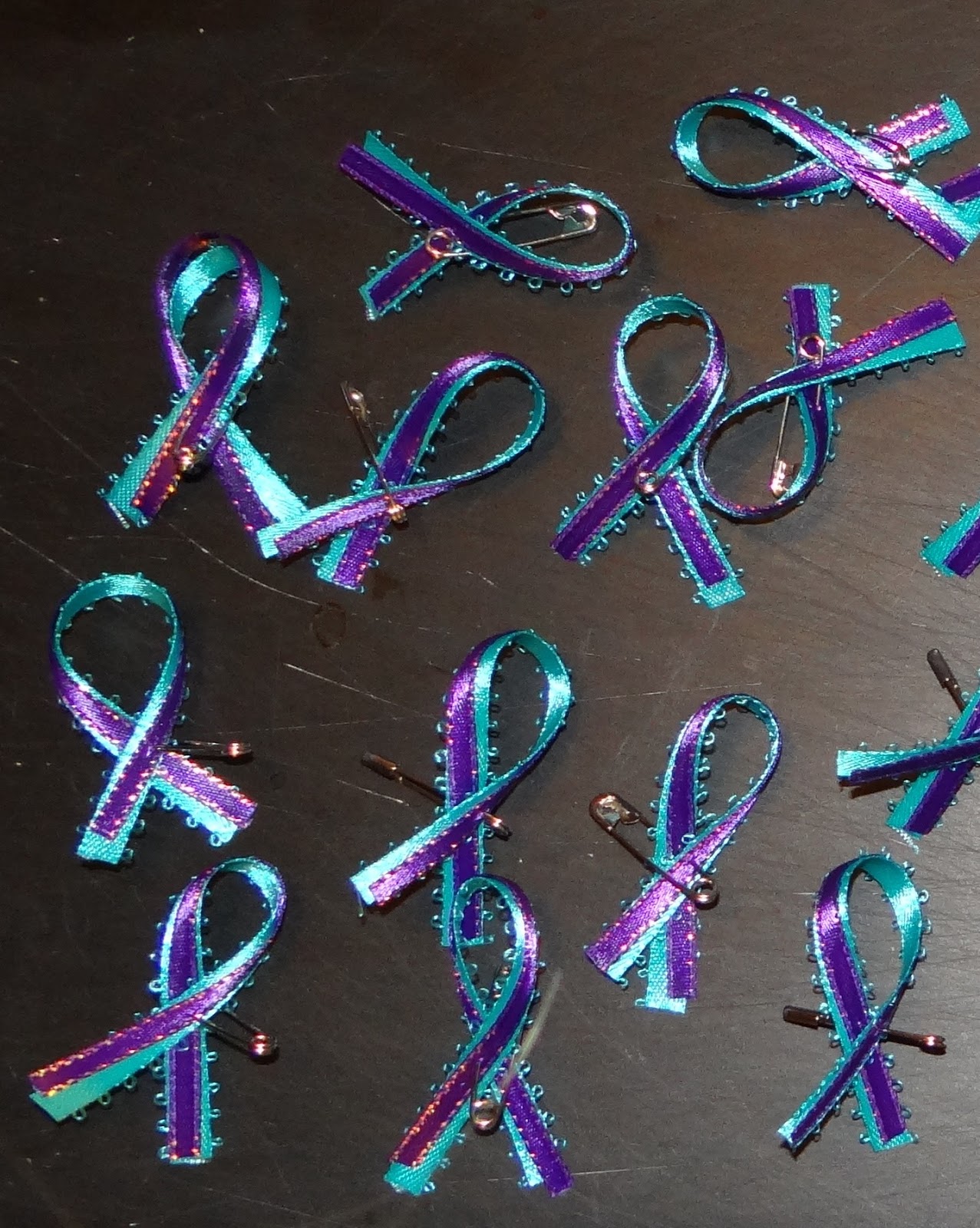 Amber's Craft a Week Blog: Domestic Violence Awareness Ribbons