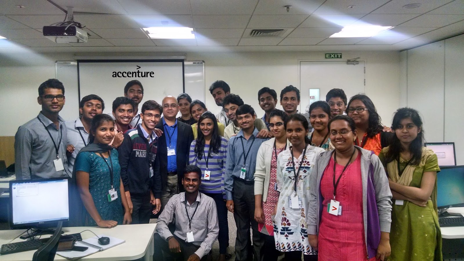 ACCENTURE DIRECT RECRUITMENT FOR FRESHERS EXPERIENCED ON MARCH 2017 accenture-direct-recruitment-for-freshers-experienced-on-march-2017