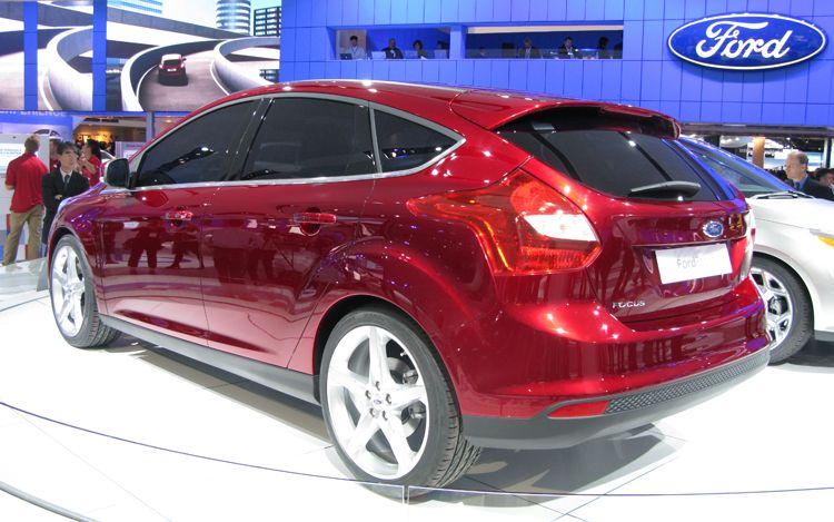 Mobil Ford Focus New Hatch Back - Harga Harga Mobil