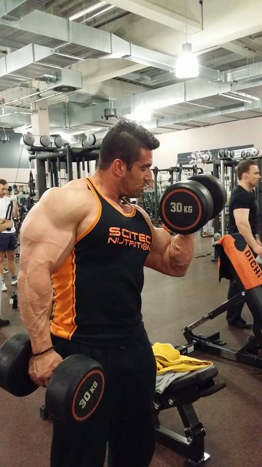 Muscle Lover: Greek bodybuilder Valantis Dokos (2)