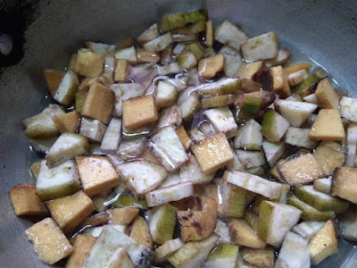 Plantain and Yam Eriseri - Vazhaikkai SenaiKizhangu Eriseri