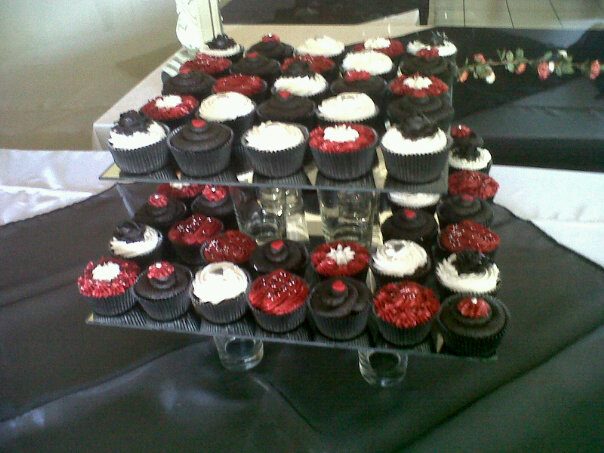 Rose garden: Troukoek