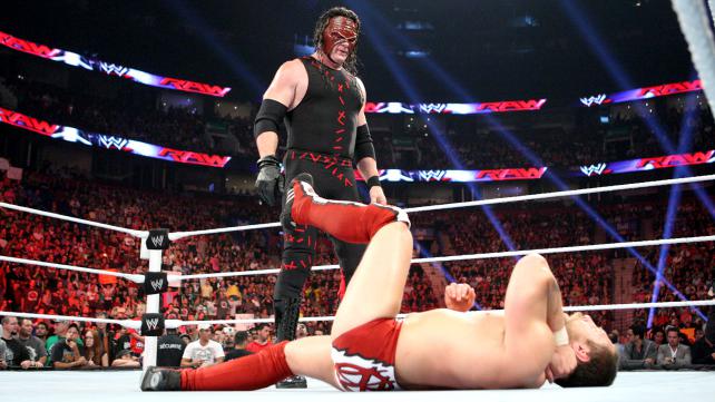 WWE In live!!!!: KANE & DANIEL BRYAN vs THE PRIME TIME PLAYERS